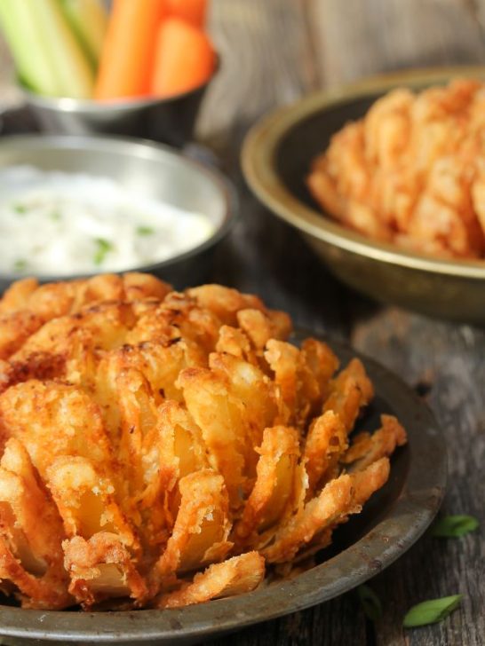 Best Ways For How To Reheat A Bloomin Onion Guide
