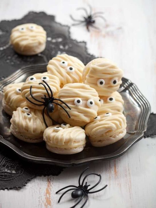 Halloween Mummy Macarons Recipe