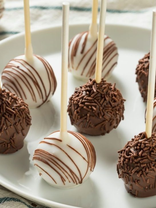 Easy Copycat Chocolate Cake Pops Starbucks Recipe