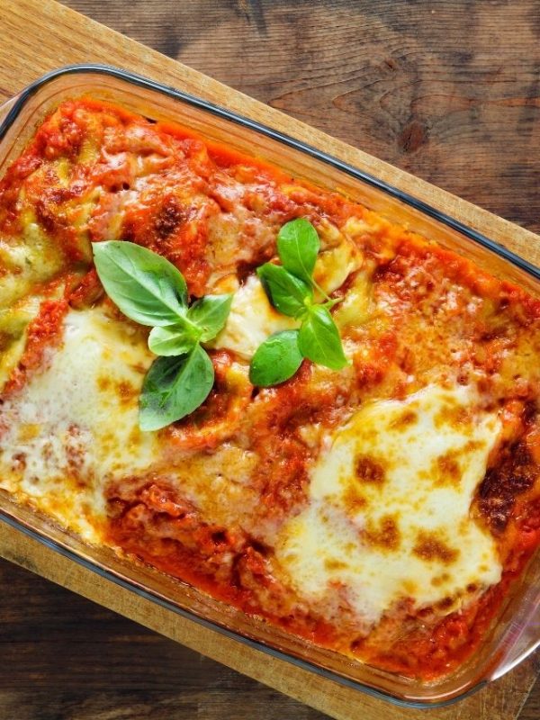 What to Serve With Lasagna: 95+ Best Side Dishes